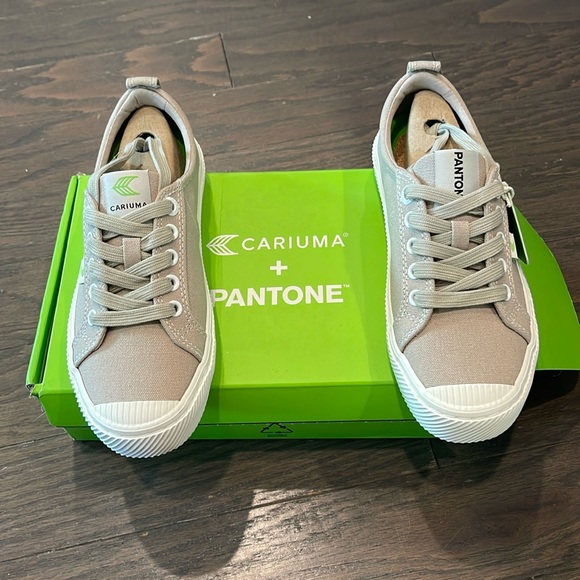 Cariuma | Shoes | New In Damaged Box Cariuma Pantone Sneakers | Poshmark